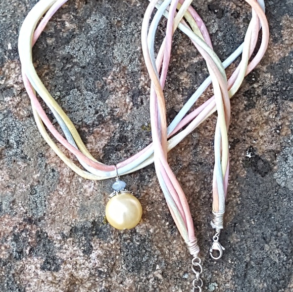 A Touch of Sam | Jewelry | Handmade Beautiful Glass Pearl Necklace On ...